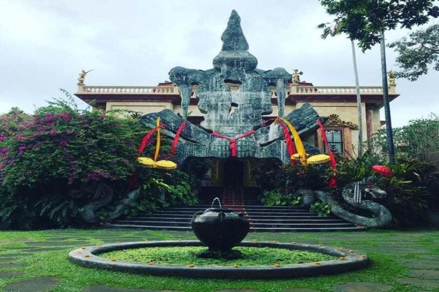 Blanco Museum Renaissance - Bali Touristic